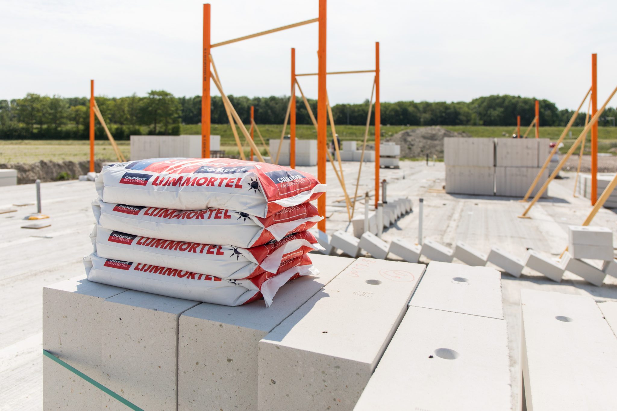 Het lijmen - Calduran Kalkzandsteen